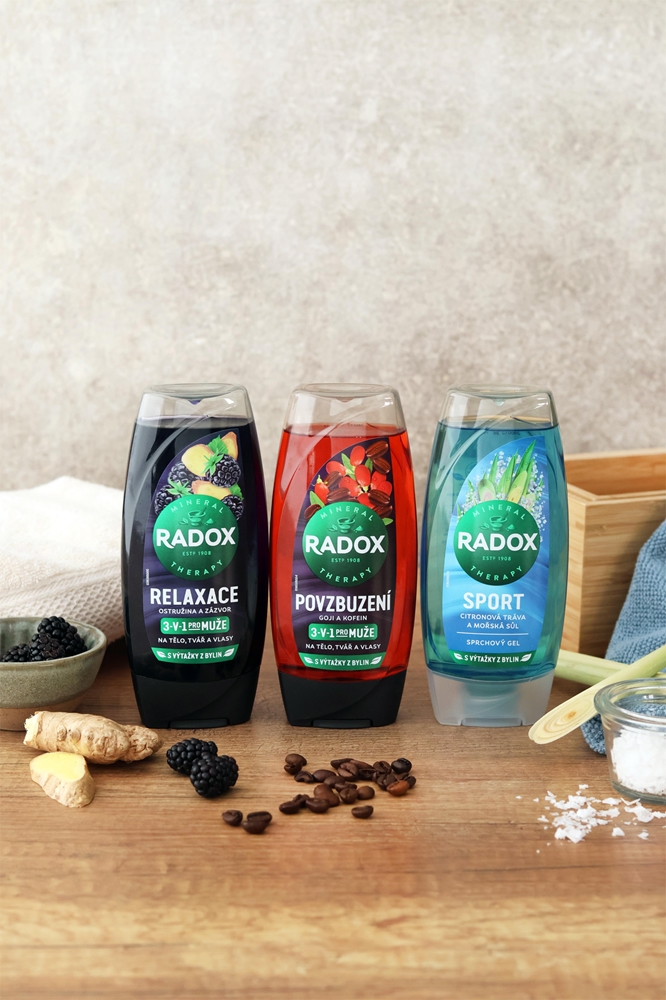 Radox Sport Mint & Sea Salt energizující sprchový gel pro ženy | notino.cz
