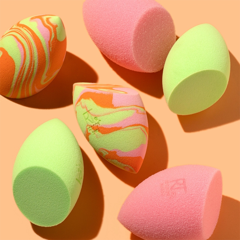 Real Techniques Orange Crush sponges for the face | notino.ie