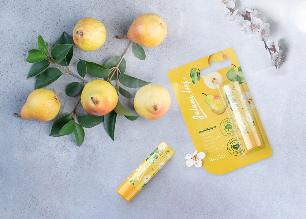 Regina Juicy Summer Pear Deer Tallow Lip Balm | notino.ie