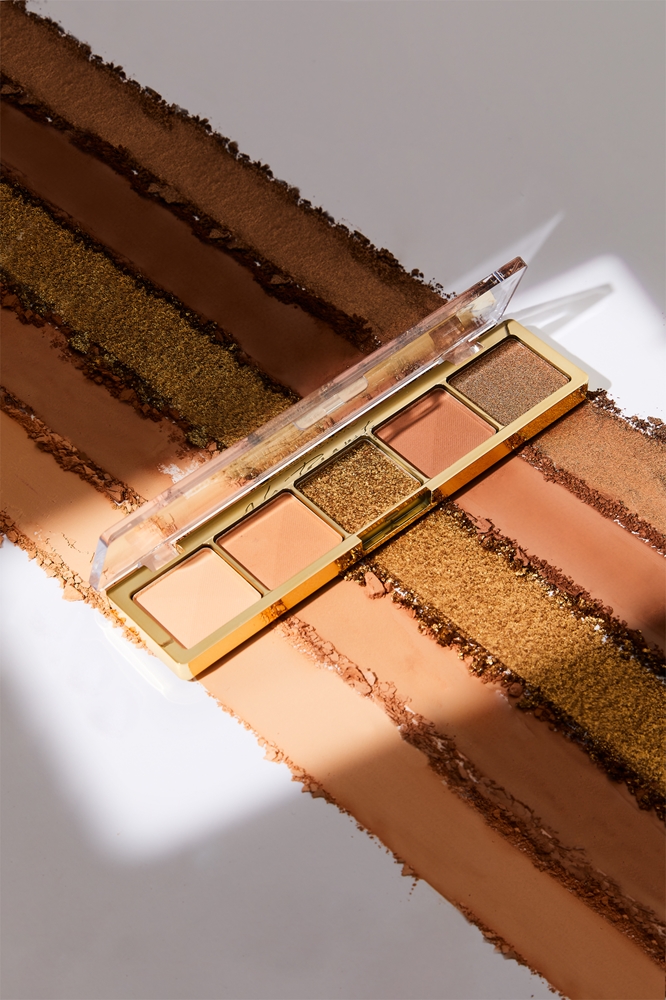 Revolution PRO Glam eyeshadow palette | notino.co.uk