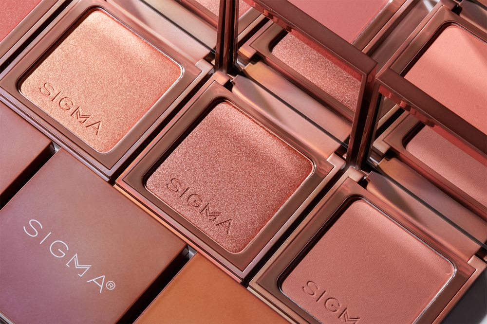 Sigma Beauty Blush blush longue tenue avec miroir | notino.fr