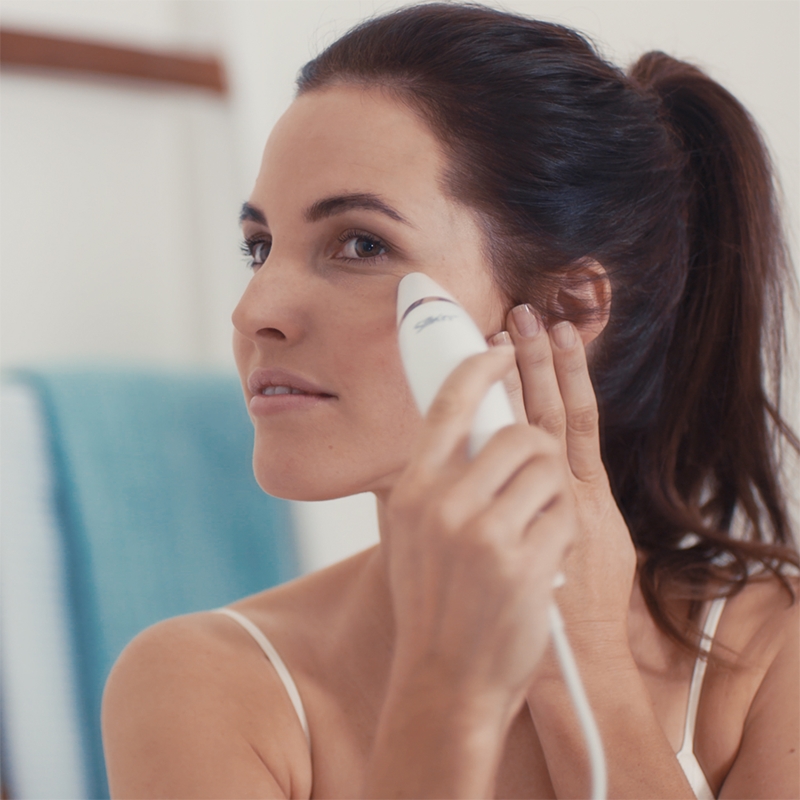 Silk'n Revit Essential cleansing device for face with exfoliating ...