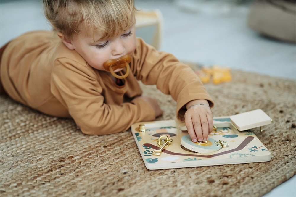 Small foot Safari activity toy | notino.ie