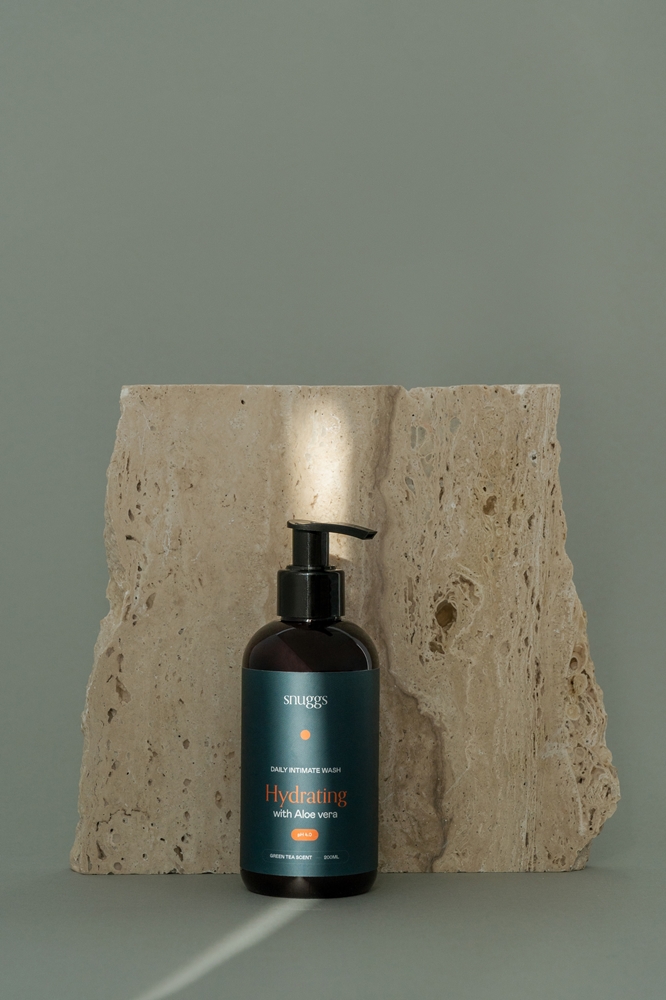 Snuggs Intimate Wash Hydrating with Aloe Vera gel per l'igiene intima ...