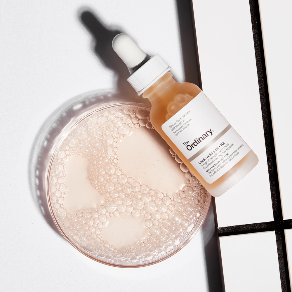 The Ordinary Lactic Acid 10% + HA vyhlazující exfoliační sérum | notino.cz
