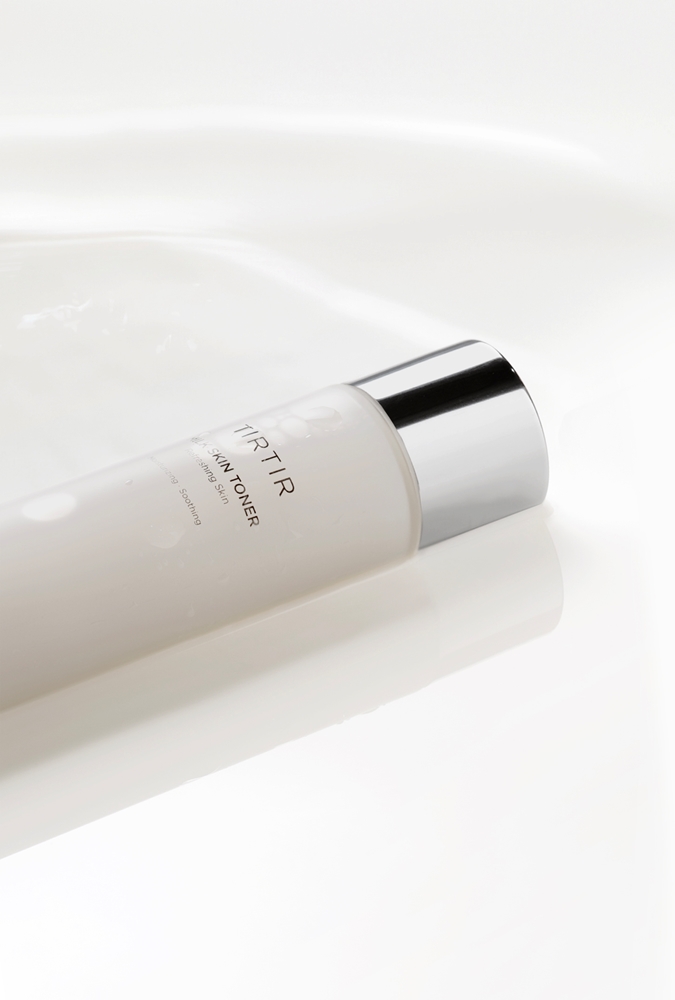 TIRTIR Milk Skin Toner facial toner for radiance and hydration | notino ...