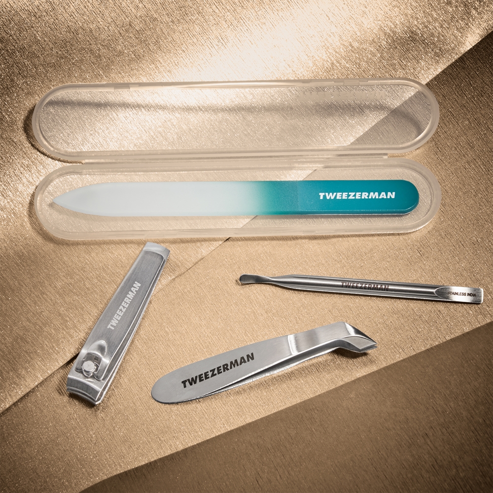 Tweezerman Ready To Celebrate Emerald Shimmer Set For The Perfect ...