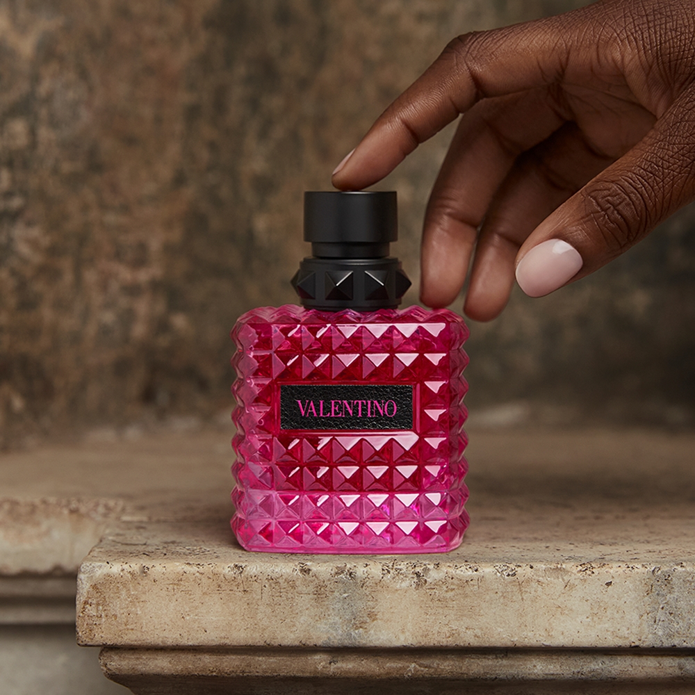 Valentino Born In Roma Extradose Donna perfume for women | notino.co.uk