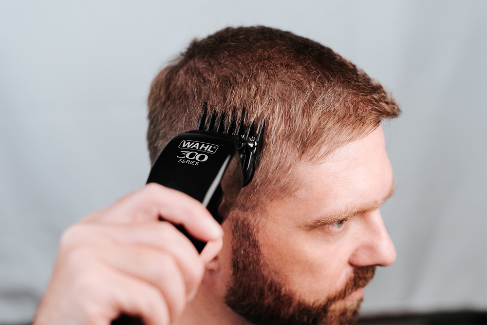 Wahl Home Pro 300 машинка за подстригване на коса | notino.bg