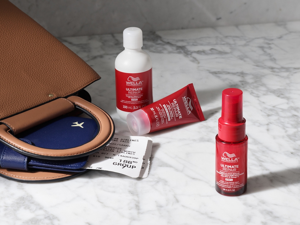 Wella Professionals Ultimate Repair Set gift set for damaged and ...