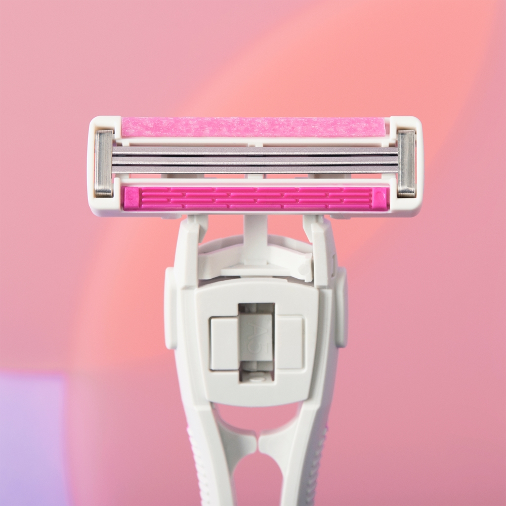 Wilkinson Sword Intuition Flow Hybrid Raseerija naistele + varuterad, 4 ...