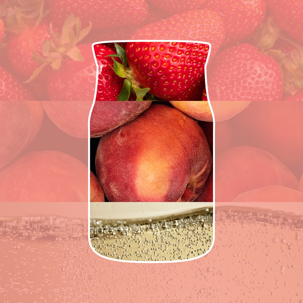 Yankee Candle White Strawberry Bellini scented candle Signature ...