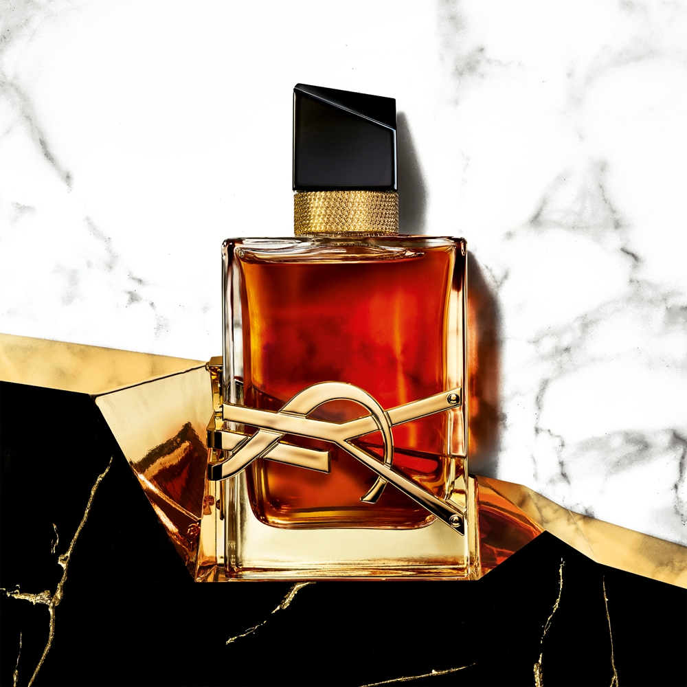 Yves Saint Laurent Libre Le Parfum Parfum pour femme | notino.fr