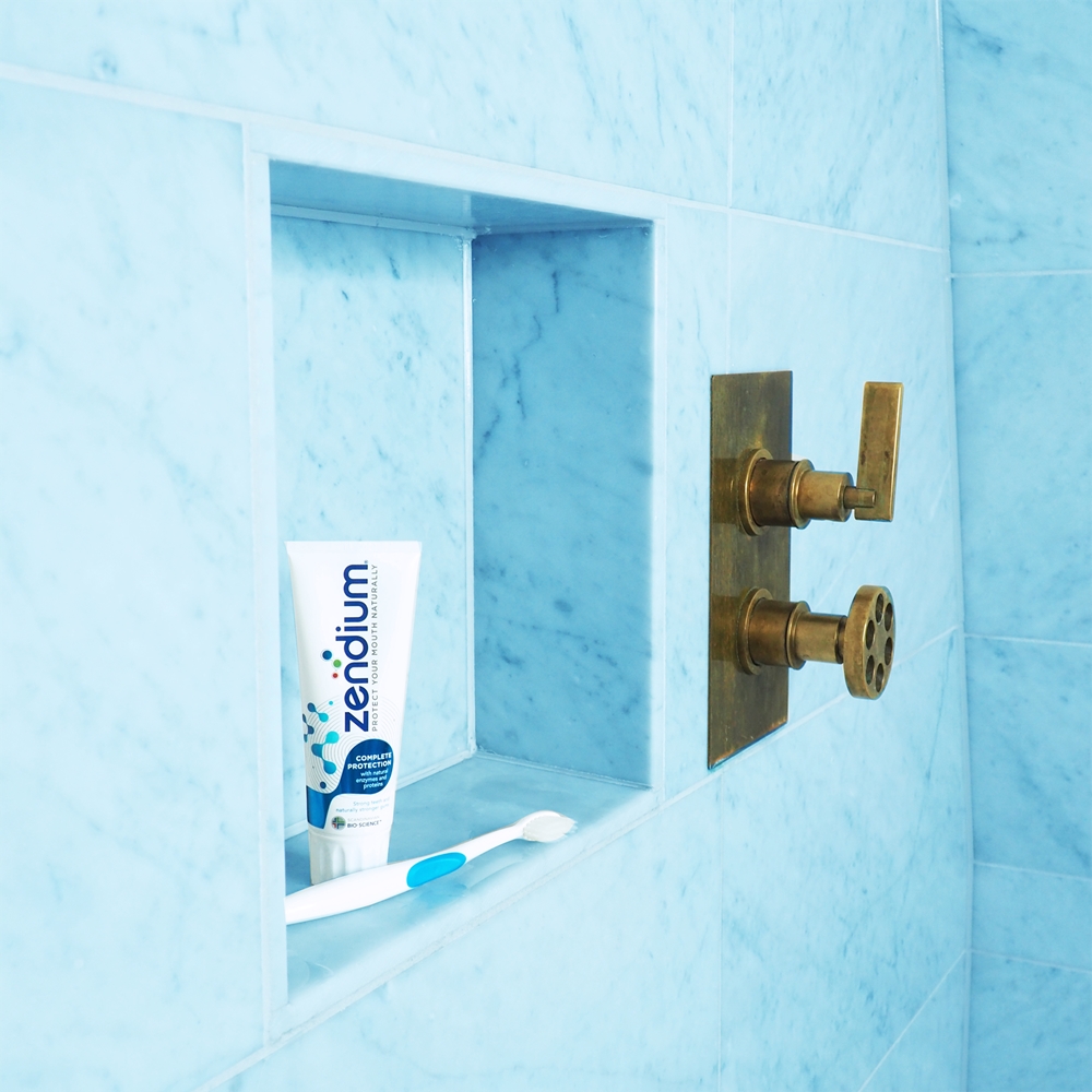 Zendium Complete Protection toothpaste for healthy teeth and gums ...