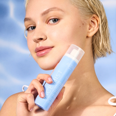 Astra Make-up Face Mist Revitalizing Moisturizing Spray brume ...