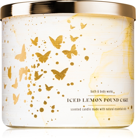 Bath & Body Works Iced Lemon Pound Cake scented candle I. | notino.ie