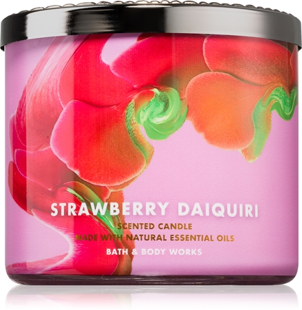 Bath & Body Works Strawberry Daiquiri scented candle | notino.co.uk
