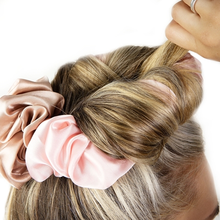 Brushworks Heatless Curling Scrunchie gumička pro natočení vlasů ...