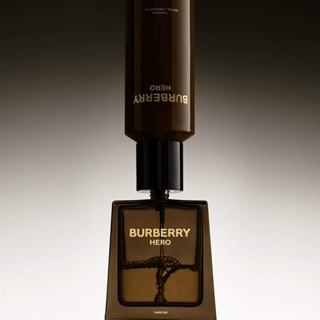 Burberry Hero parfum pour homme | notino.fr
