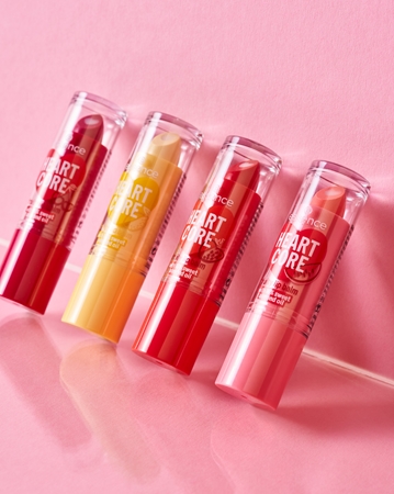 essence HEART CORE lip balm | notino.co.uk