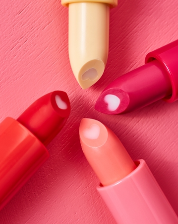 essence HEART CORE lip balm | notino.co.uk