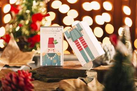 Essencias de Portugal + Saudade Christmas Blue Nutcracker Feinseife