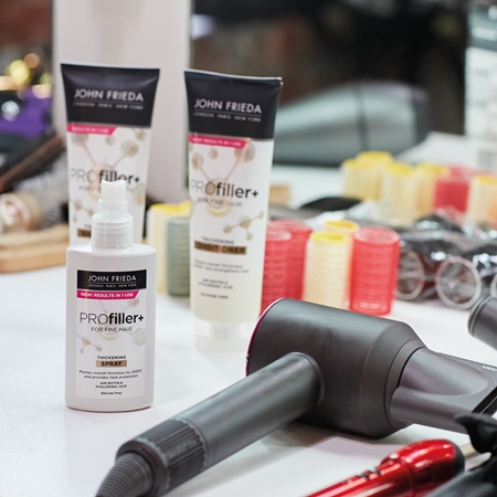 John Frieda PROfiller+ odżywka nadająca objętość włosom cienkim