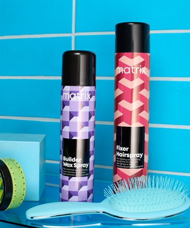 Matrix Builder Wax Spray vosk na vlasy ve spreji | notino.cz