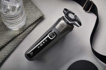 Philips Series 5000 S5887/10 Wet & Dry electric shaver | notino.co.uk