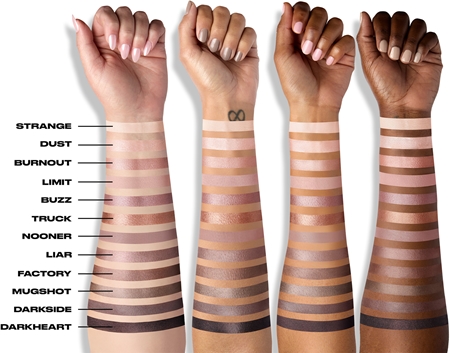 Urban Decay Naked3 палитра от сенки за очи с четка | notino.bg