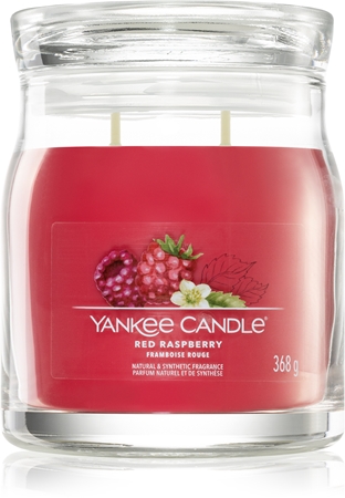 Yankee Candle Red Raspberry scented candle I. Signature | notino.co.uk