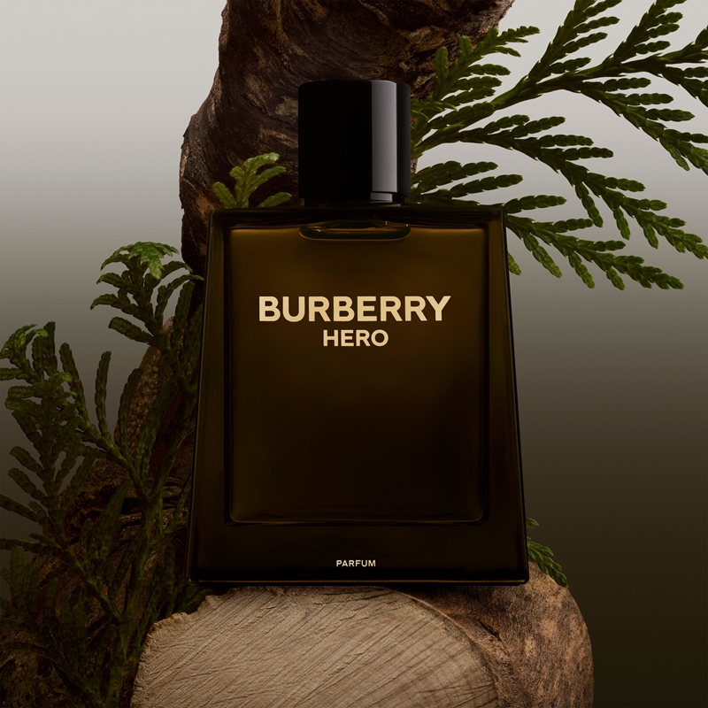 Burberry Hero profumo per uomo | notino.it