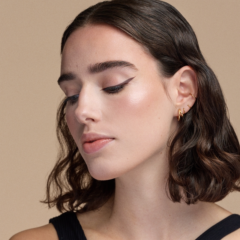 Catrice Calligraph Artist Matte oční linky ve fixu s matným efektem ...