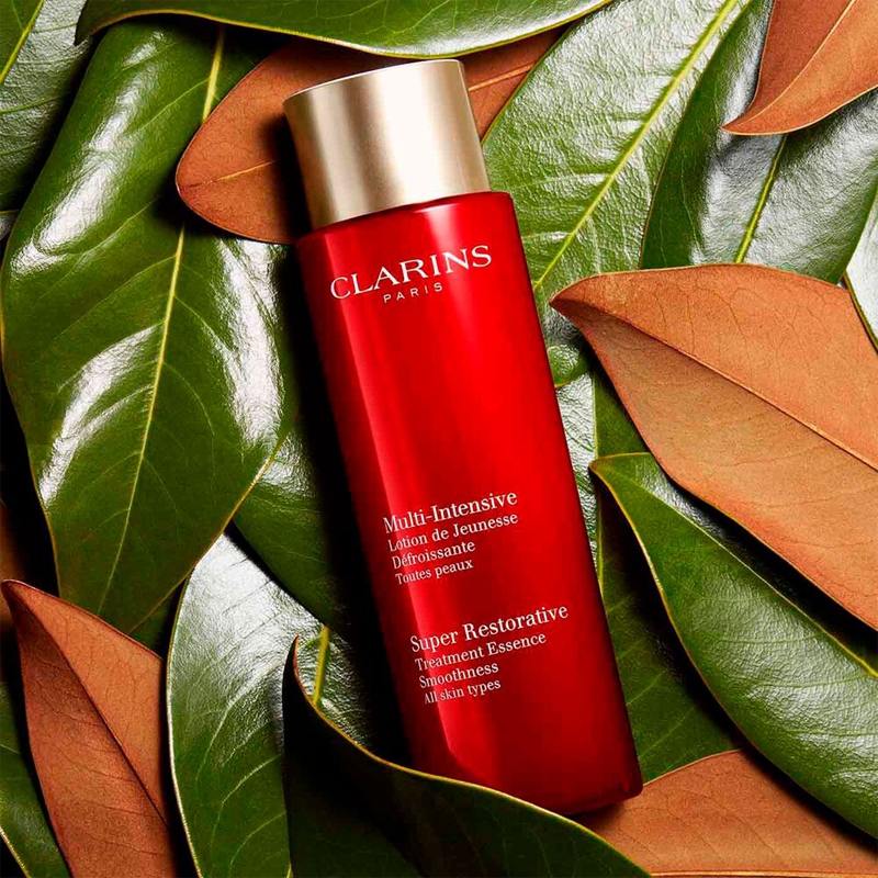 Clarins Super Restorative Treatment Essence | Livrare rapida! | Notino.ro