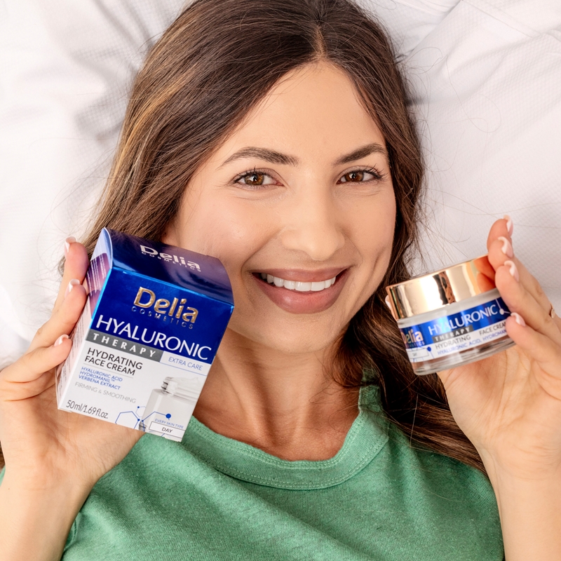 Delia Cosmetics Hyaluronic Acid creme hidratante | notino.pt