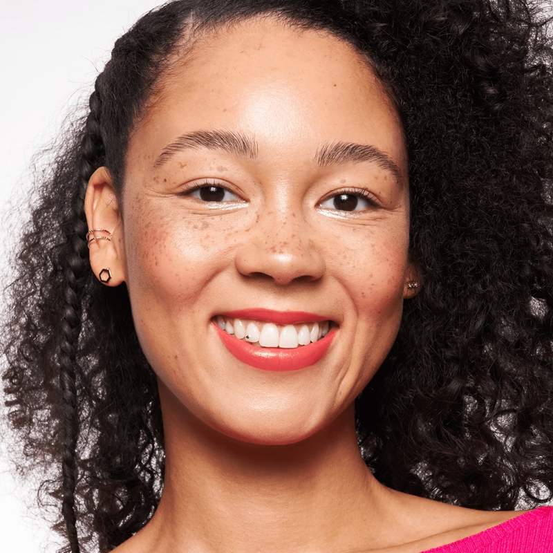 essence Caring SHINE nourishing lipstick | notino.co.uk