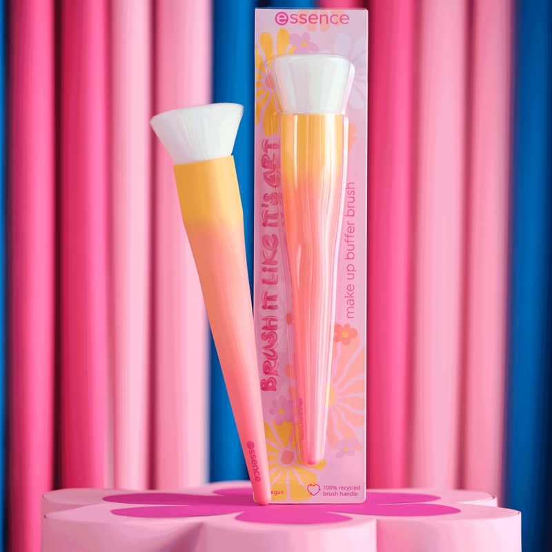 essence BRUSH IT LIKE IT'S ART make up buffer brush Jumestuskreemi ...