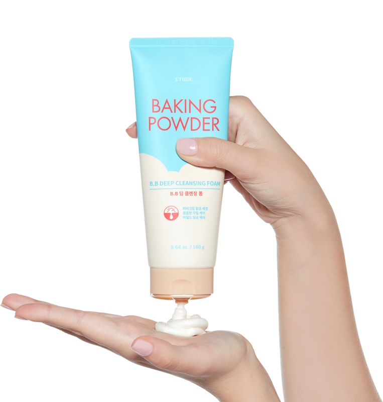 ETUDE Baking Powder Deep Cleansing Creamy Foam with exfoliating effect ...
