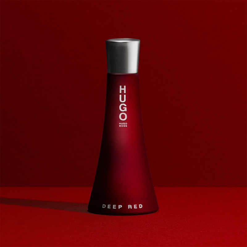 Hugo Boss HUGO Deep Red парфюмна вода за жени | notino.bg