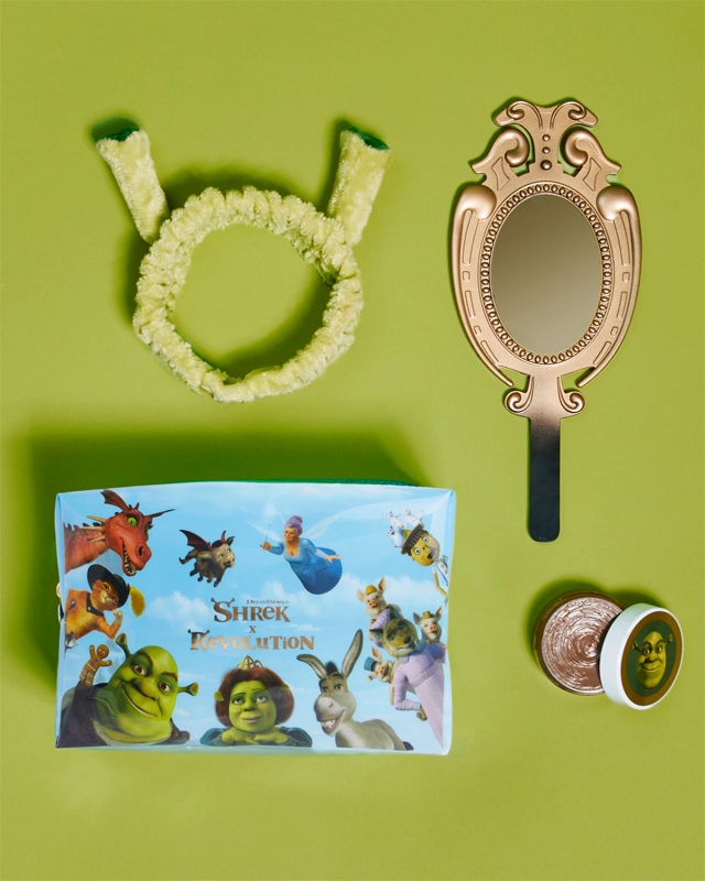 I Heart Revolution X Shrek Magic Mirror cosmetic mirror with handle ...