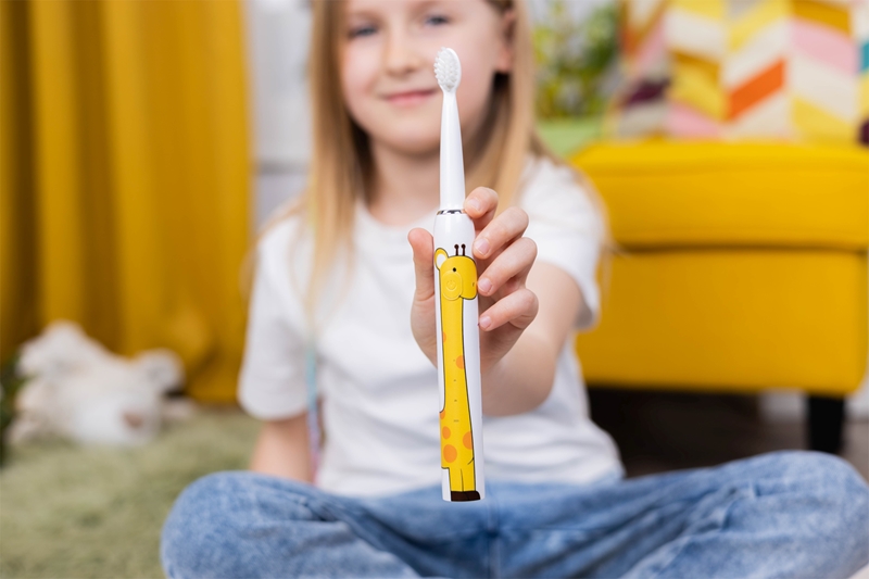 innoGIO GIOSonic Giraffe sonic toothbrush for children | notino.co.uk