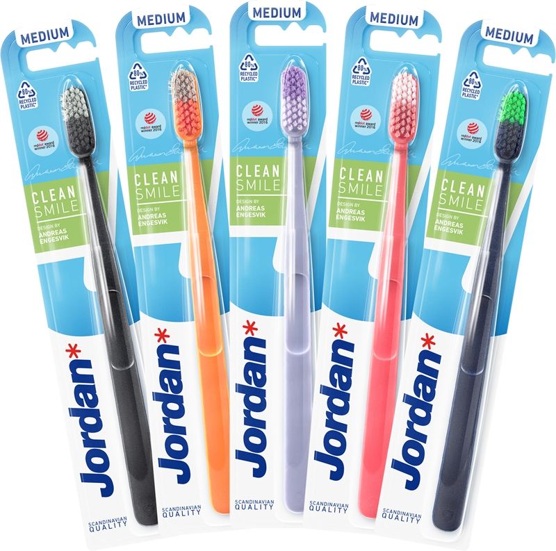 Jordan Clean Smile Medium Toothbrush | notino.ie