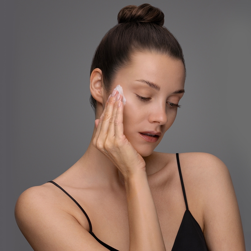 KORIKA Korean Heritage Silk & 8 Types of Hyaluronic Acid Melting ...