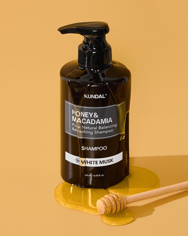 KUNDAL Honey & Macadamia White Musk natural shampoo for dry and damaged ...