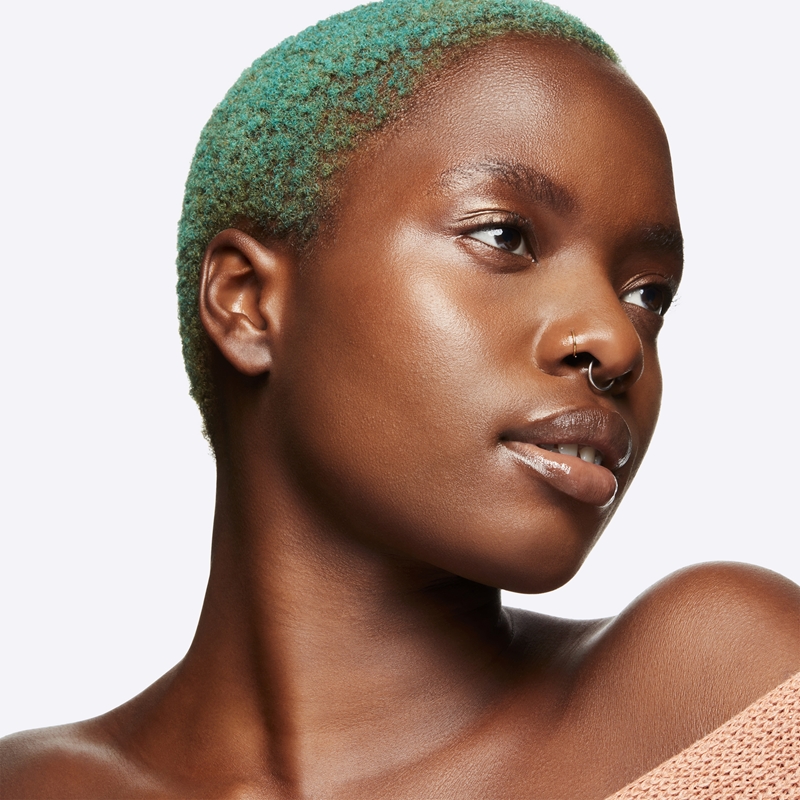 MAC Cosmetics Studio Radiance Moisturizing + Illuminating Silky Primer ...