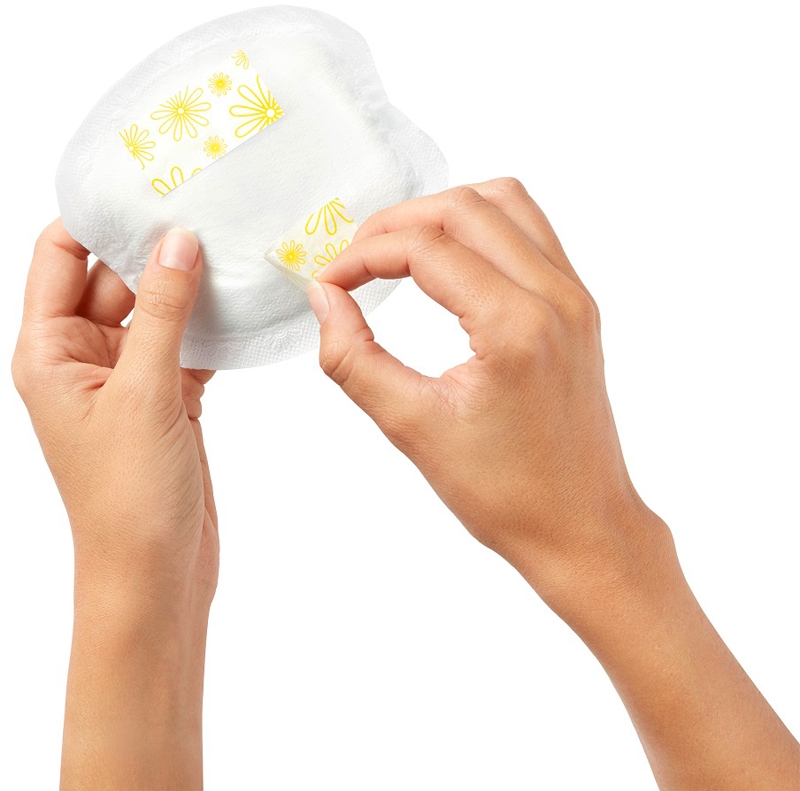 Medela Safe & Dry Super disposable breast pads | notino.co.uk