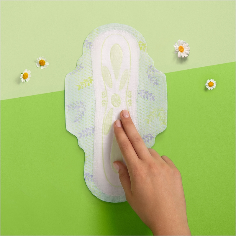 Naturella Normal Plus sanitary towels | notino.ie