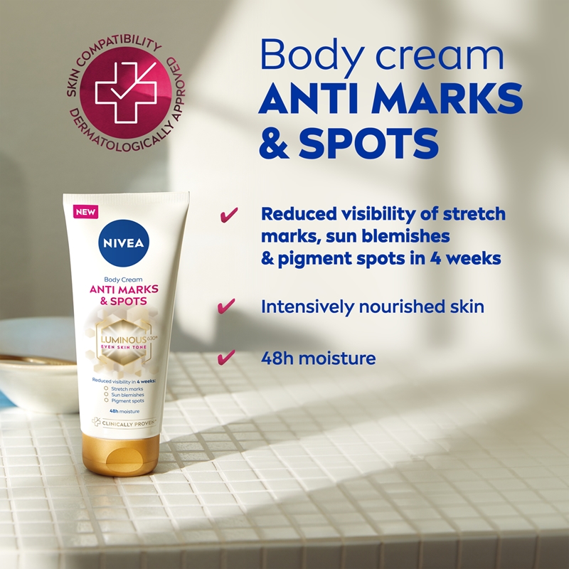 NIVEA Luminous 630 Nourishing Body Cream to treat stretch marks | notino.ie