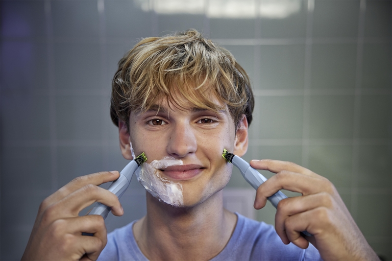 Philips OneBlade First Shave QP1324/30 | Livrare rapida! | Notino.ro