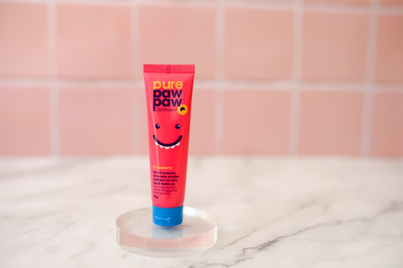 Pure Paw Paw Strawberry moisturising balm for lips and dry areas ...